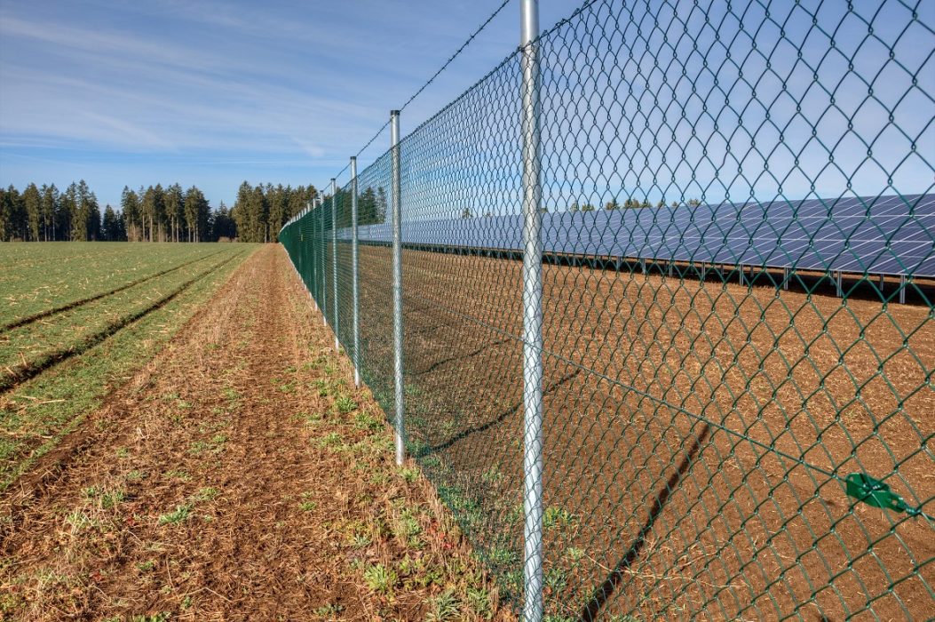 Top Questions and Answers About Chain Wire Fencing - Apollo Fencing