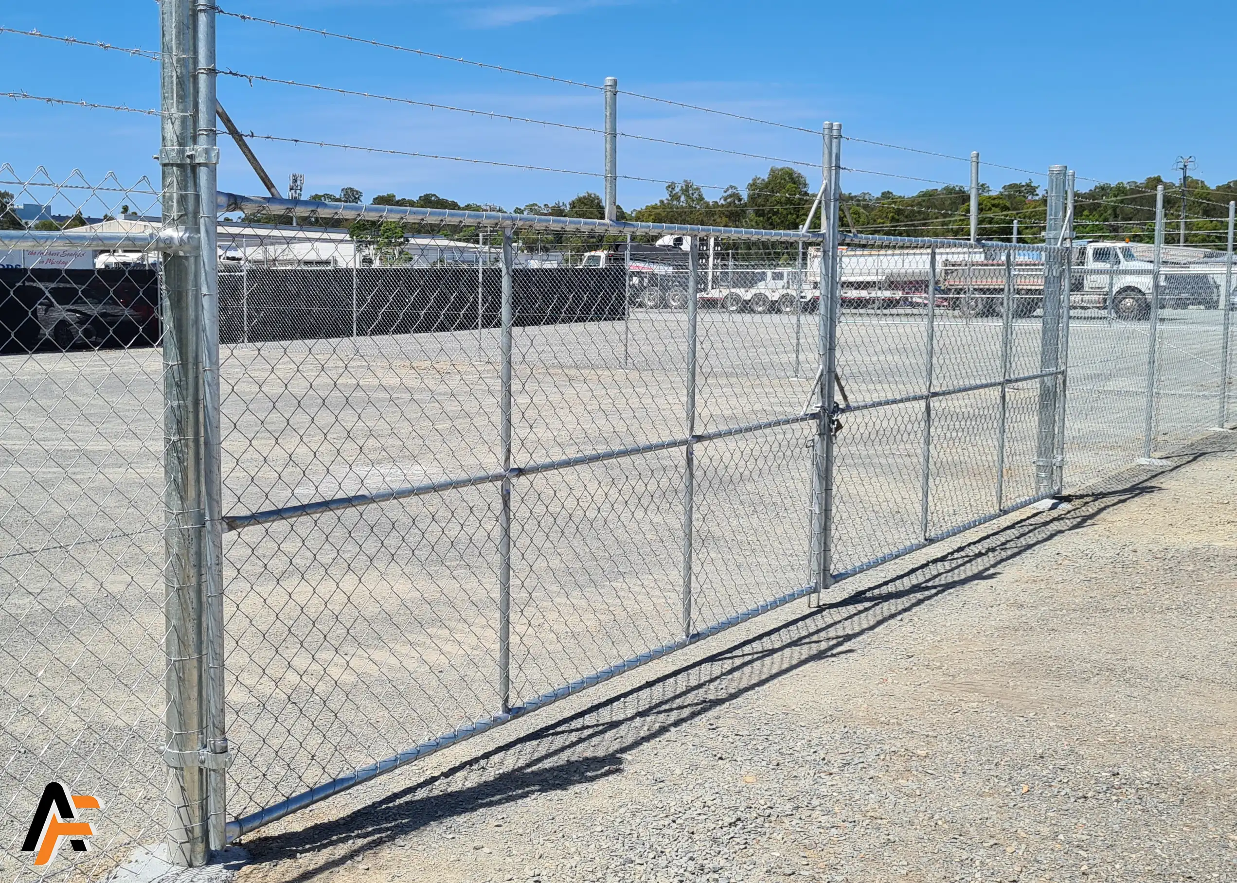 Chain Wire Gates & Commercial Gates | Apollo Fencing